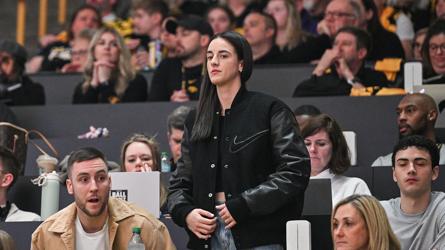 Caitlin Clark Gave New Fever Coach Stephanie White a Big Shout During ...