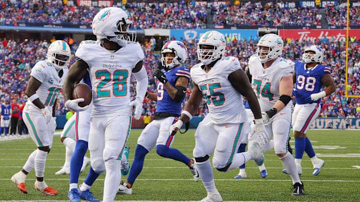 Dolphins offensive line offers hope for the future despite tough loss ...