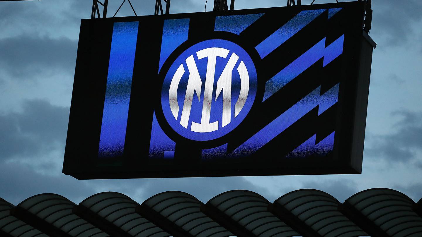 L'Inter presenta la nuova maglia home per la stagione 2025-26 | FOTO