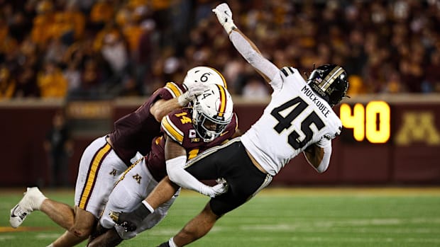 Gophers snap counts and notable PFF grades from comeback win against Purdue