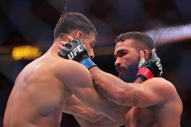 Former MMA double-champ wants to rebook first UFC fight after shocking ...
