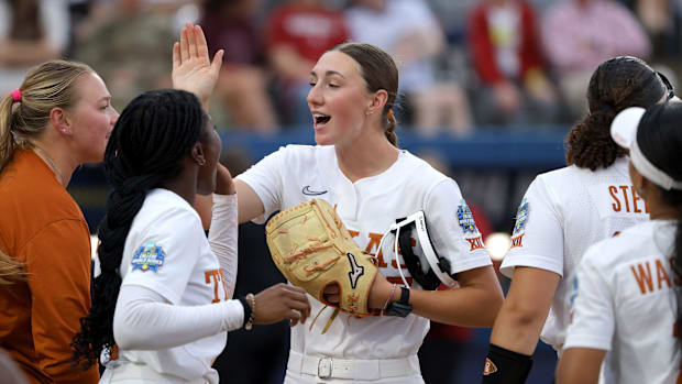 No. 1 Texas Softball Defeats Texas Tech in Nine Innings Thriller
