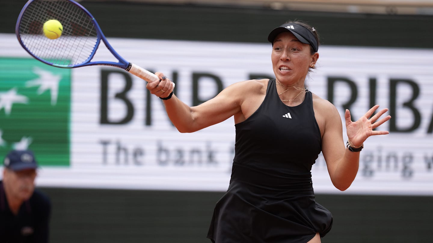 Bills heiress Jessica Pegula crashes out of Wimbledon despite stunning ...