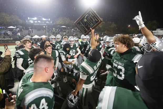 Top 10 California playoff games week roundup: De La Salle, St. John ...
