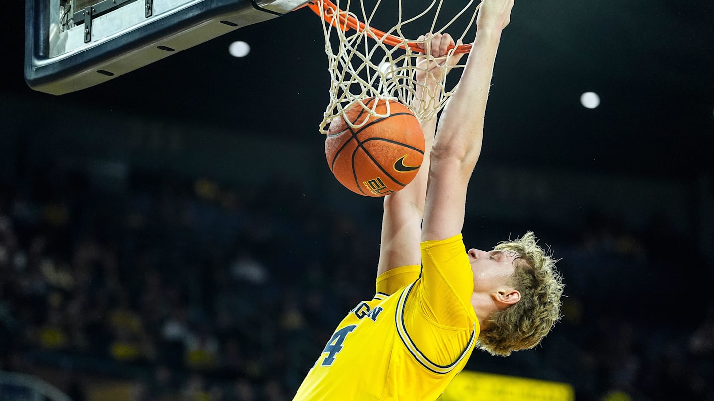 Michigan basketball F Sam Walters is hopeful to get back on the court ...