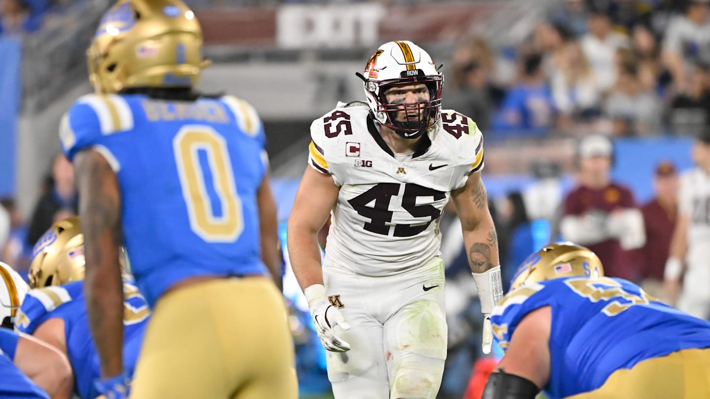 Gophers' LB Cody Lindenberg accepts invite to 2025 Senior Bowl