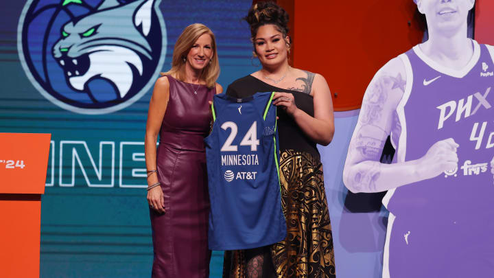Miami Dolphins DT Brandon Pili's Sister Becomes WNBA Top 10 Pick