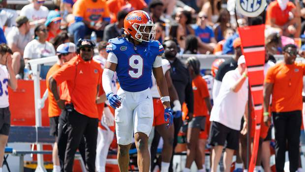 Elite Safety Recruit Devin Jackson Commits To Oregon Ducks Over Miami ...