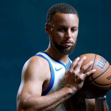 Warriors Waive Seth Curry, but It's Not What Fans Think