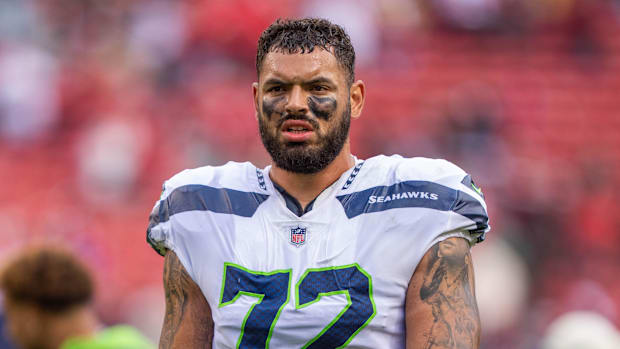 Abe Lucas extension finally ends long-running black eye for Seahawks ...