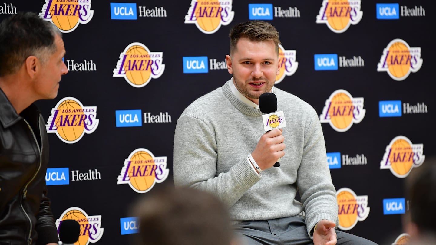 Report: Luka Doncic Sets Target Date to Make Lakers Debut After ...