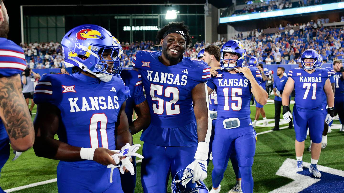 Live Score Updates for Kansas Football vs. West Virginia