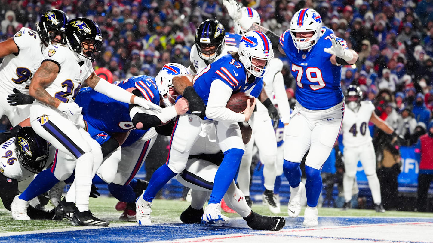 Josh Allen can break Bills' record set by HOF running back in SNF ...