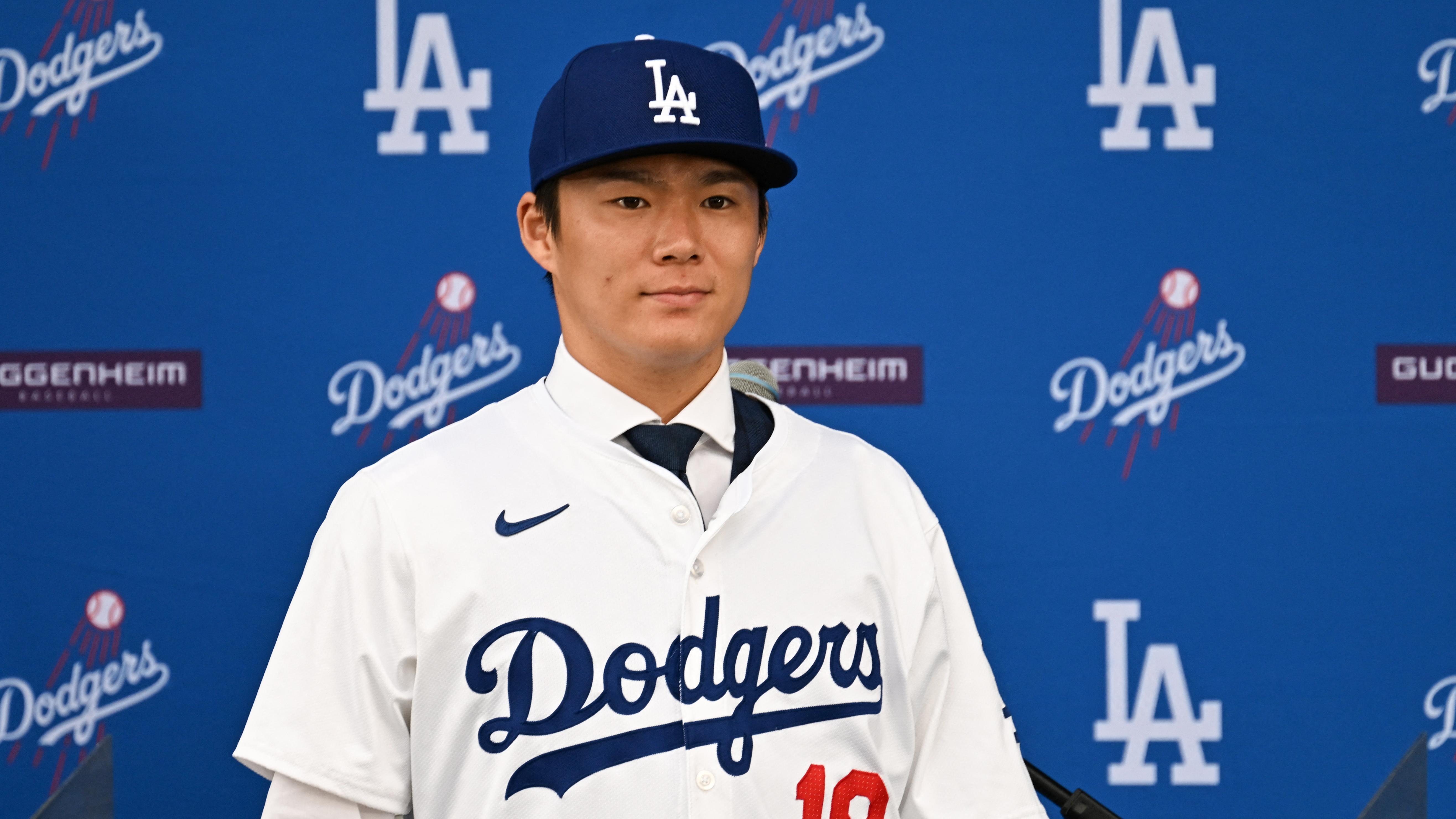 Dodgers make corresponding roster move after Yoshinobu Yamamoto signing