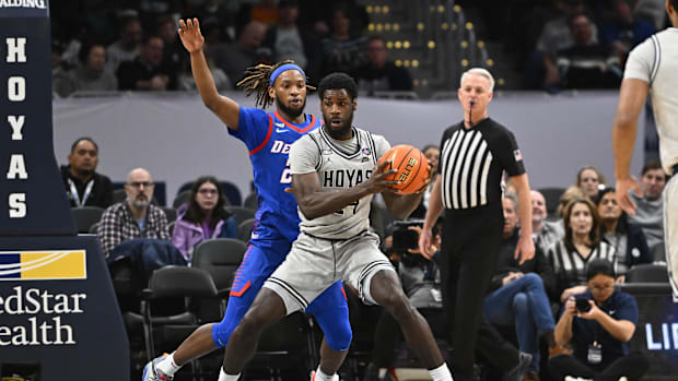 Oregon Ducks Basketball Injury Update: Supreme Cook to Miss Start of Season