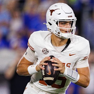 Two key positions step up for wire-to-wire Razorback win over ...