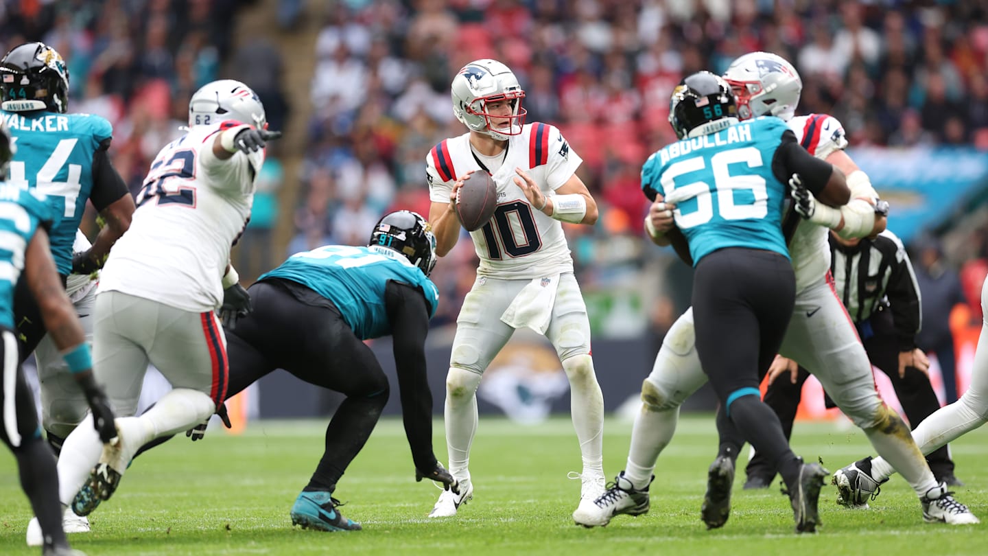 Drake Maye off to an incredible start to begin his NFL career