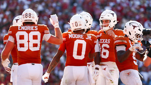 DeAndre Moore Jr. Has a Wild Metaphor for Texas Longhorns