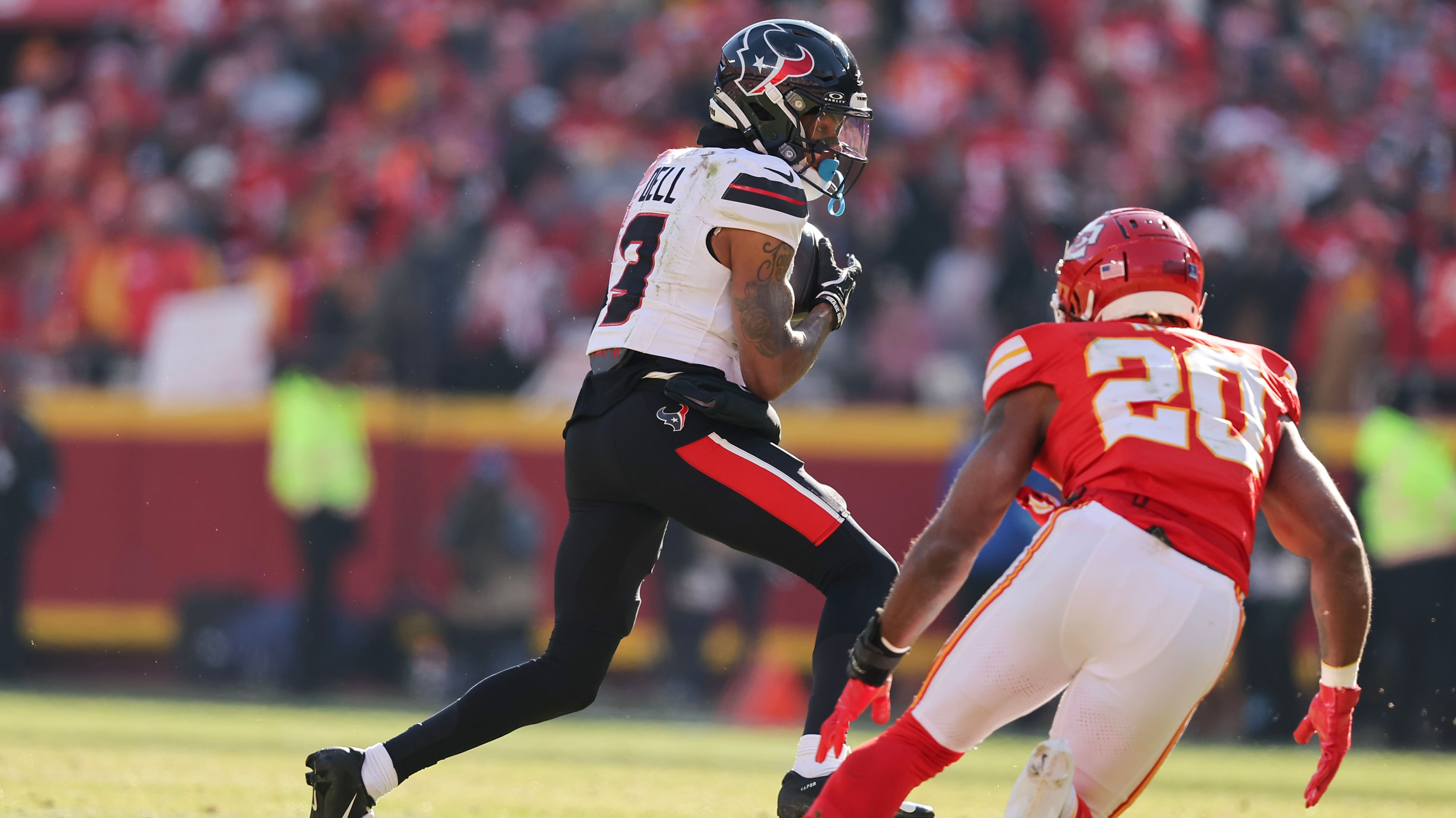 Tank Dell suffers gruesome leg injury after incredible TD catch vs Chiefs