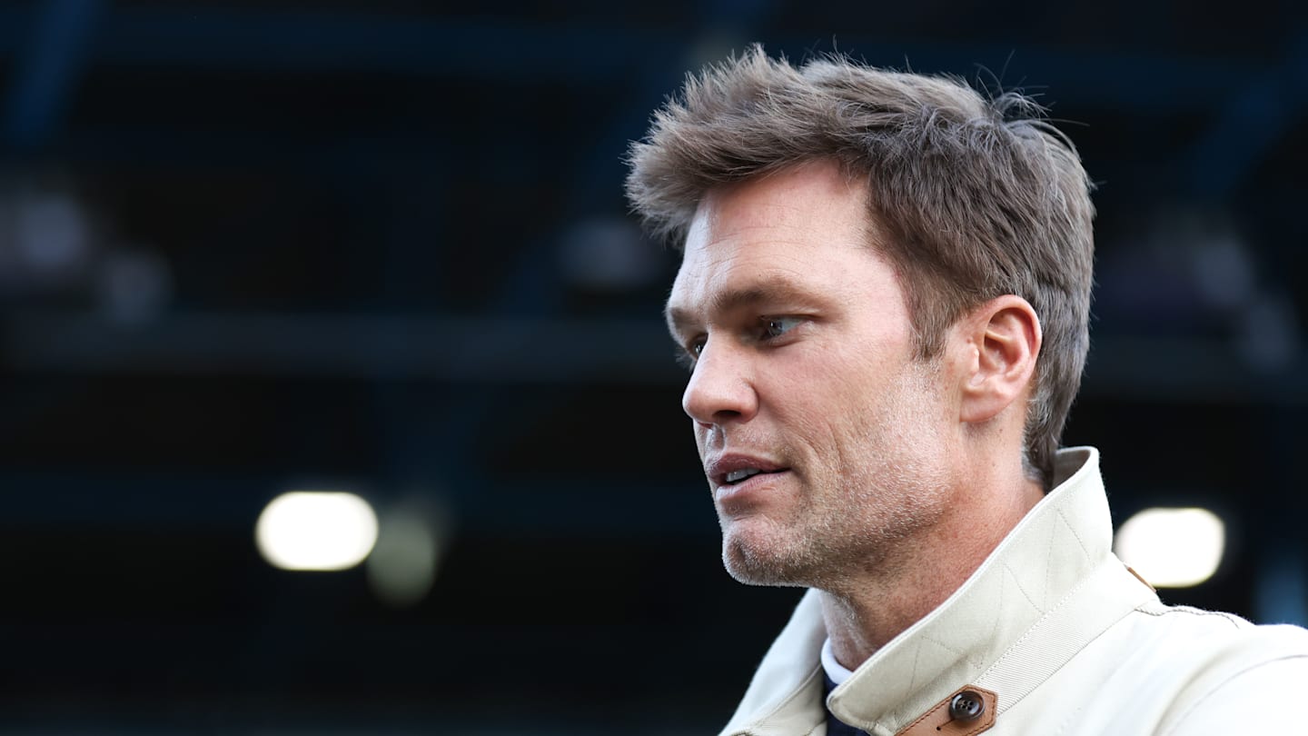 Looks like Tom Brady won't be able to save Raiders this season