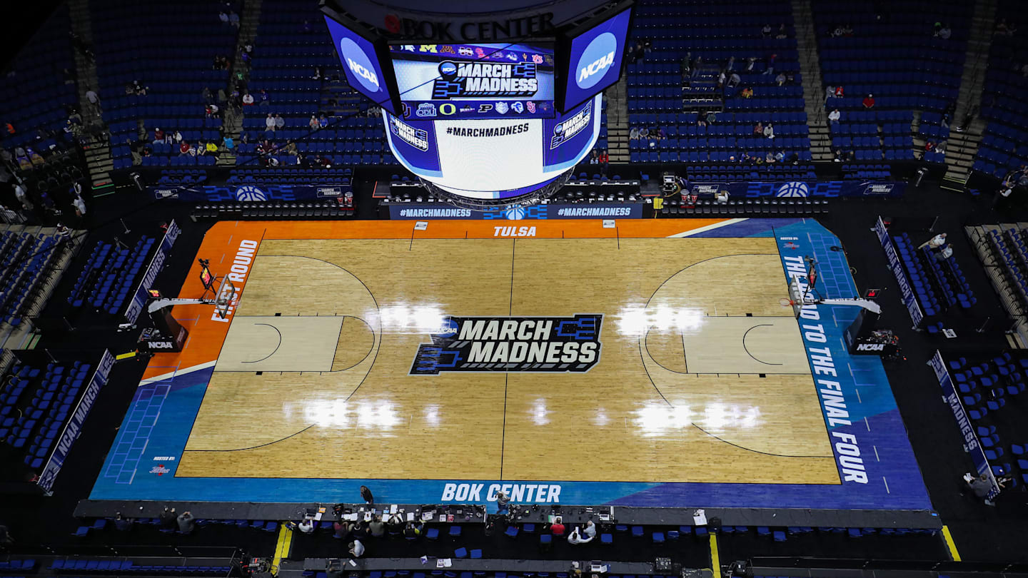 Understanding Basketball Court Dimensions: Key Areas, Three-Point Lines ...