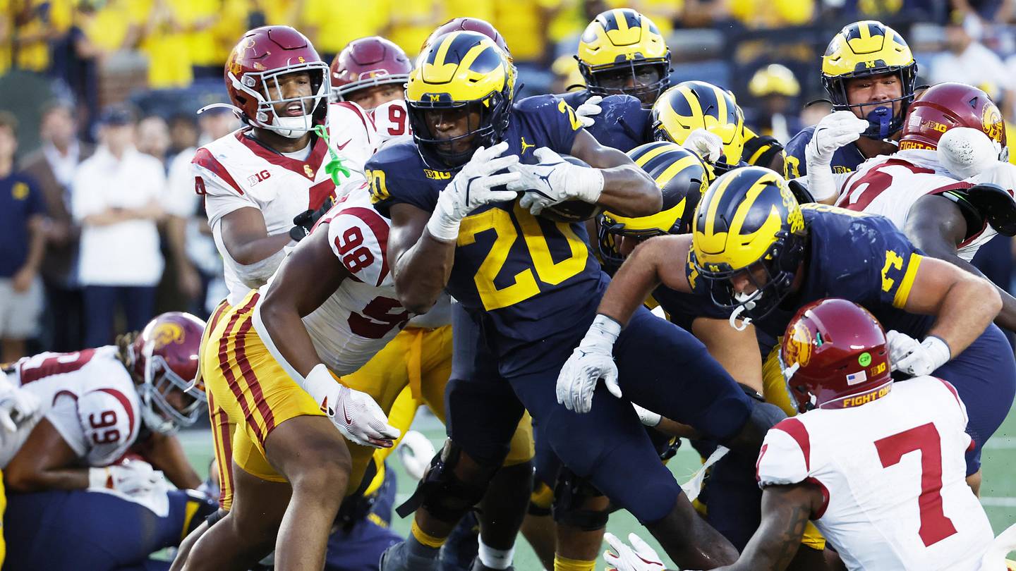 Michigan football an early underdog against USC in Week 7