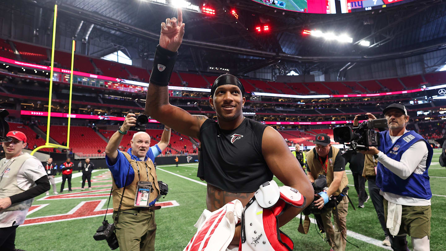 Penix Shows NFL What Husky Fans Already Knew -- This Guy's Good