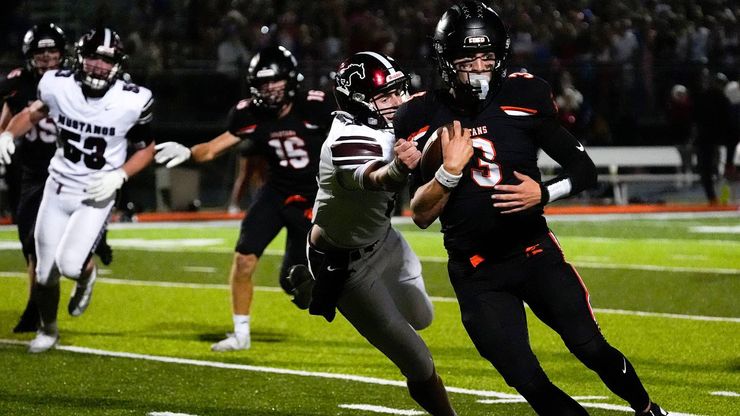 Iowa High School Football Top 25 State Rankings - Sept. 15, 2025