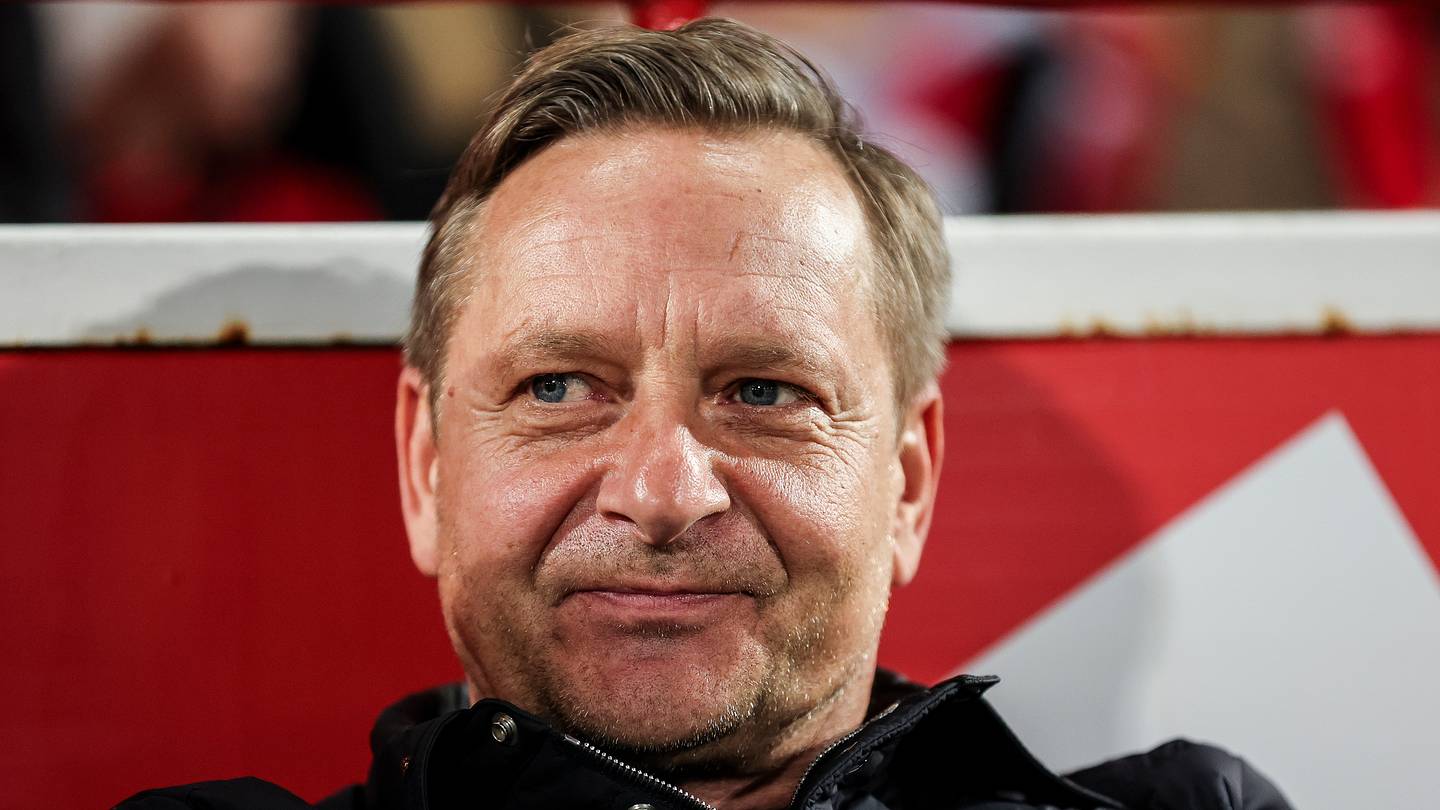 Horst Heldt erläutert schonungslos die Probleme des FC Schalke