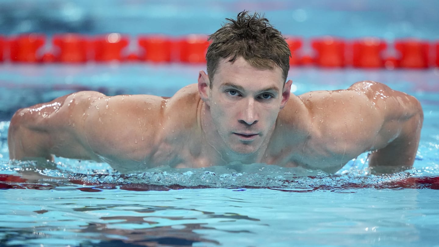 Ryan Murphy Helps Set World Record in Gold-Medal Relay Swim