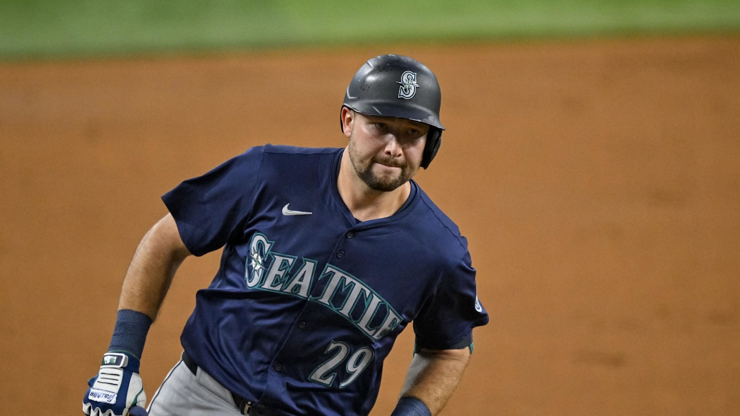 Seattle Mariners' Cal Raleigh Delivers Intense Message as Spring ...