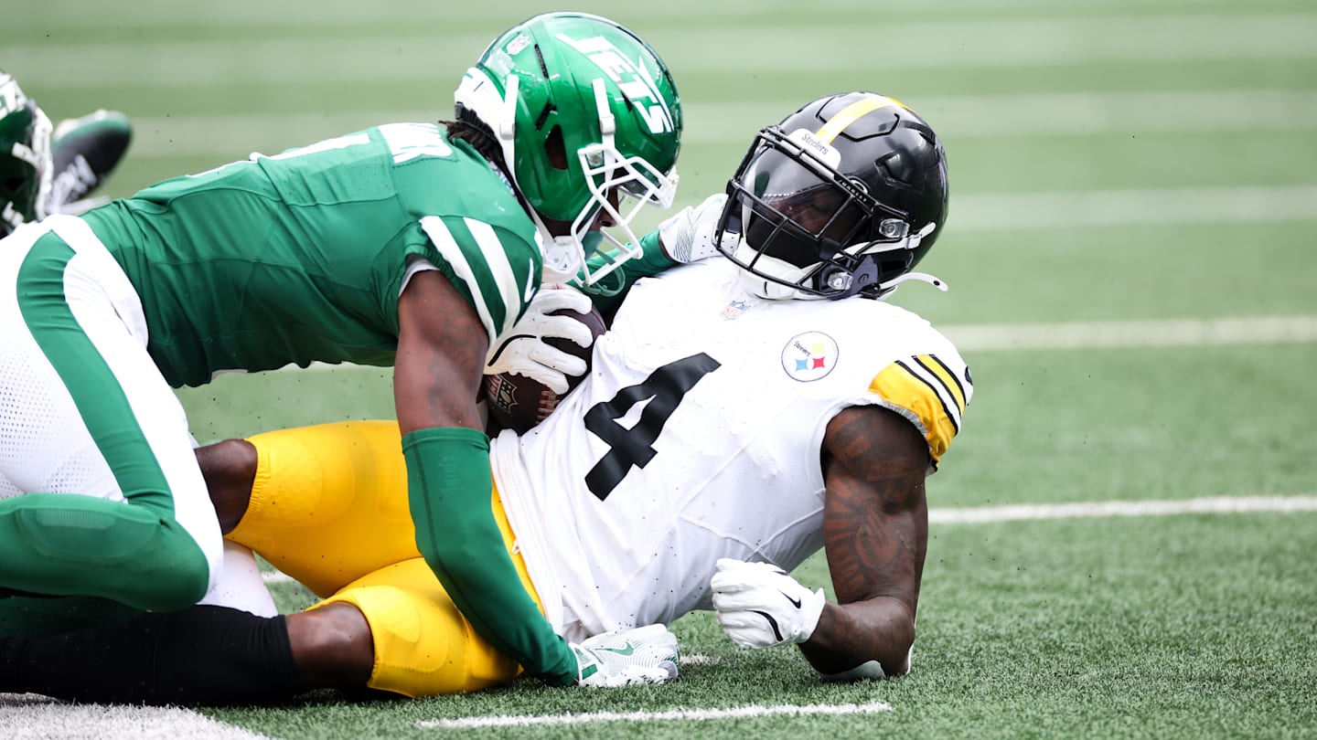 Aaron Rodgers Explains Why Pittsburgh Steelers Stars Aren't Getting Targets