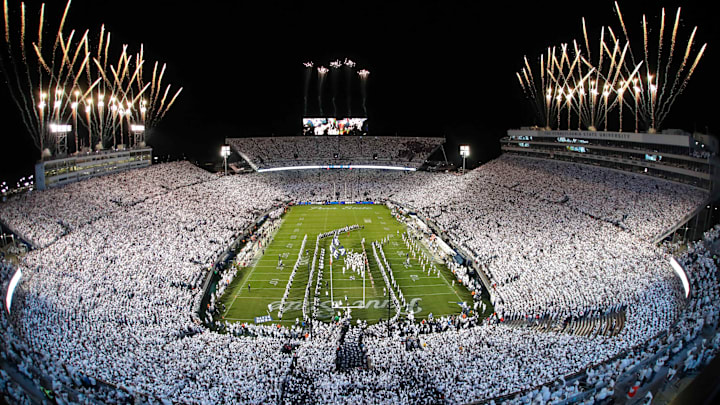 Penn State Football: Nittany Lions to Host Oregon for 2025 'Penn State ...