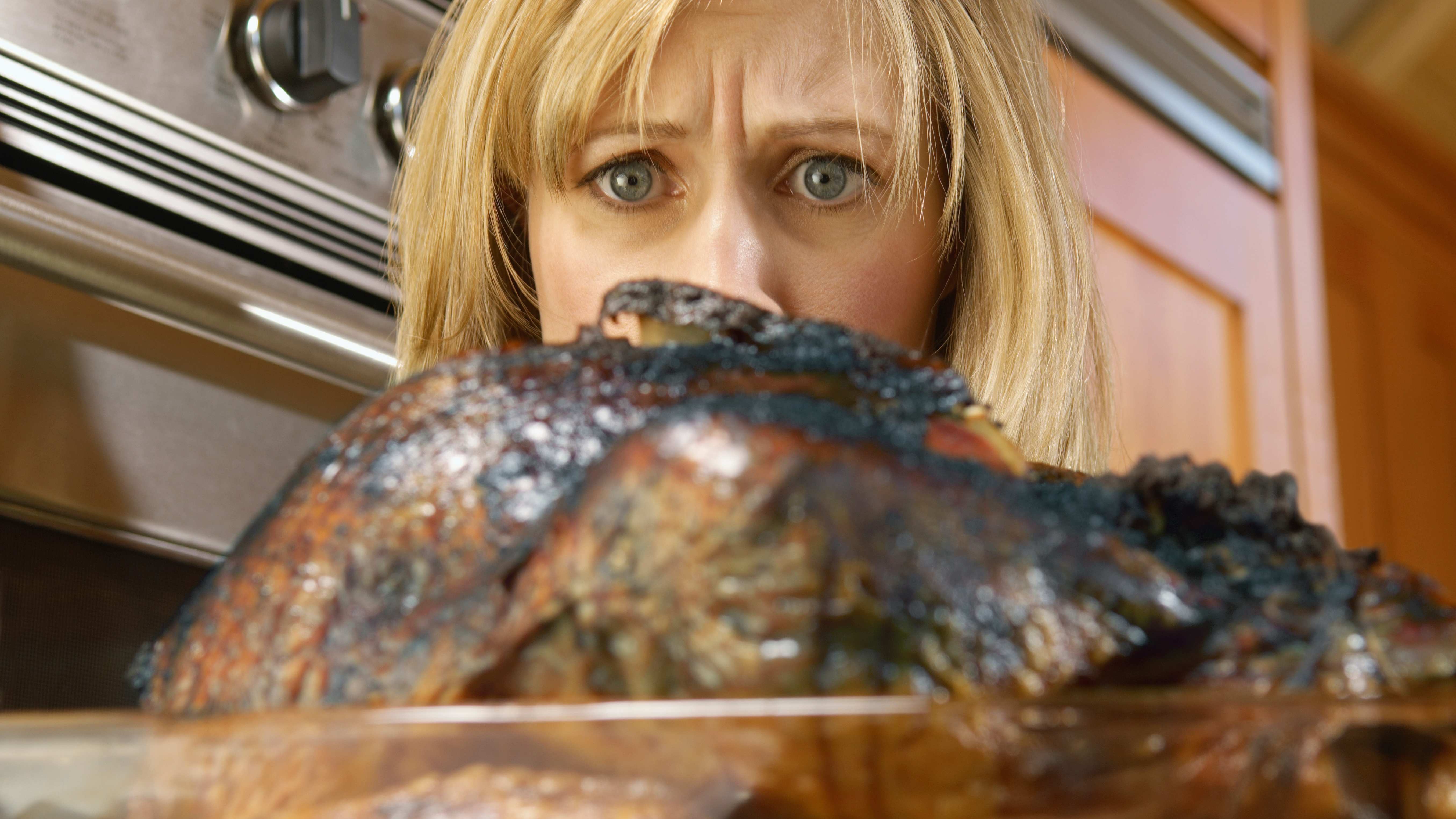 15 Thanksgiving Dinner Disasters (And How to Avoid Them)