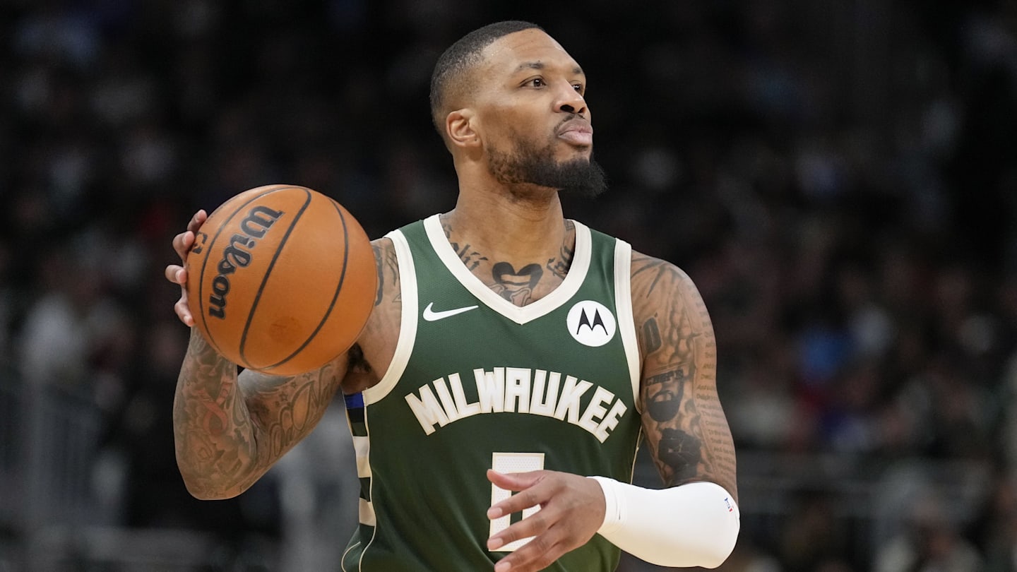 Bucks News: Damian Lillard Responds to Khris Middleton Coming Off Bench