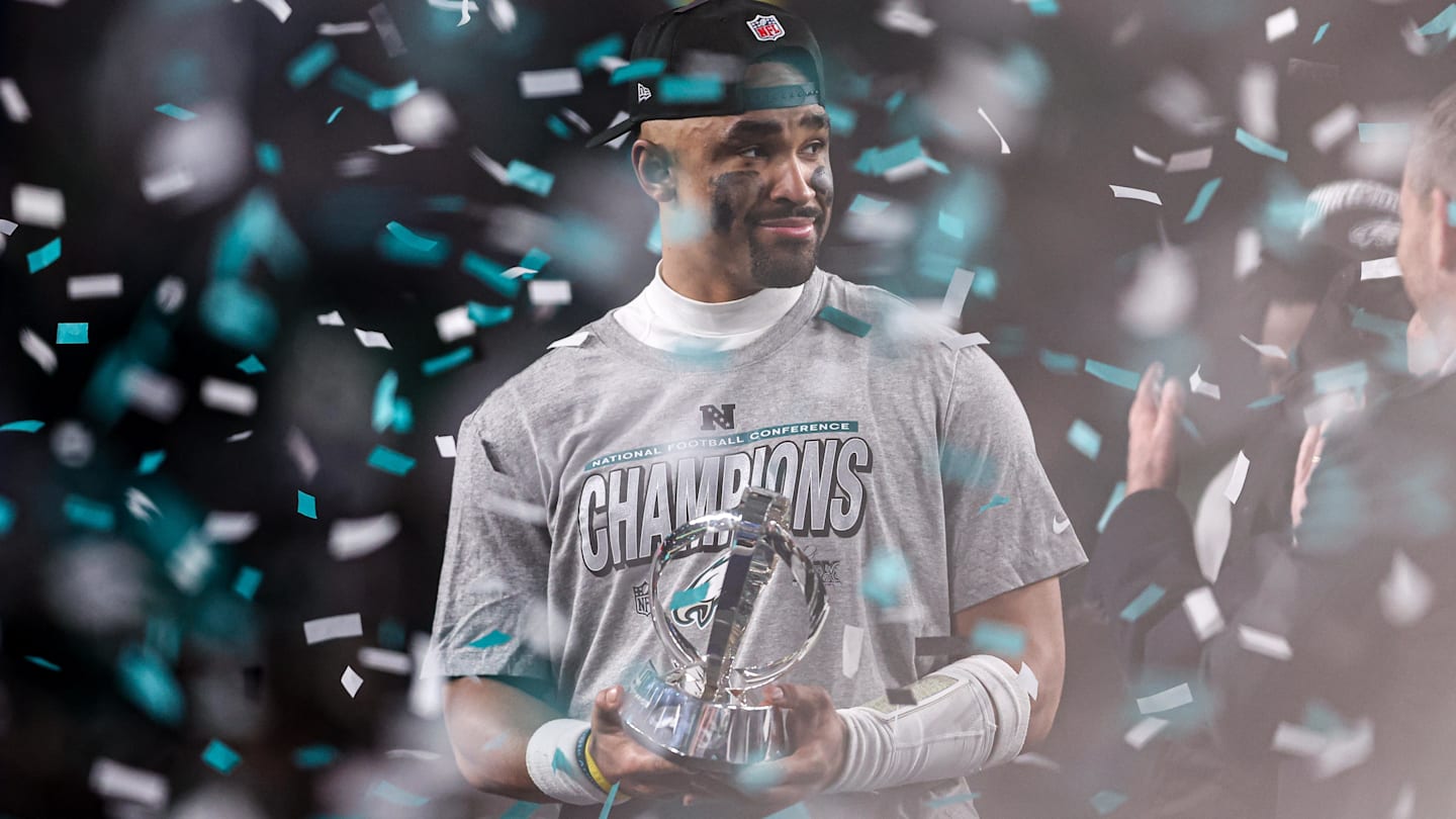 Eagles QB Jalen Hurts flaunts NFL in 'banned' hoodie for Super Bowl ...