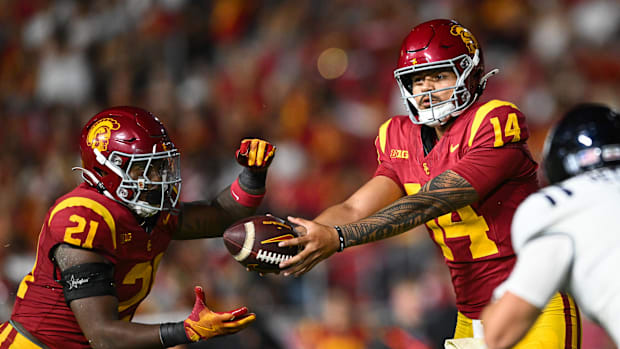 USC Trojans' Lincoln Riley Benches Quarterback Miller Moss For Transfer ...