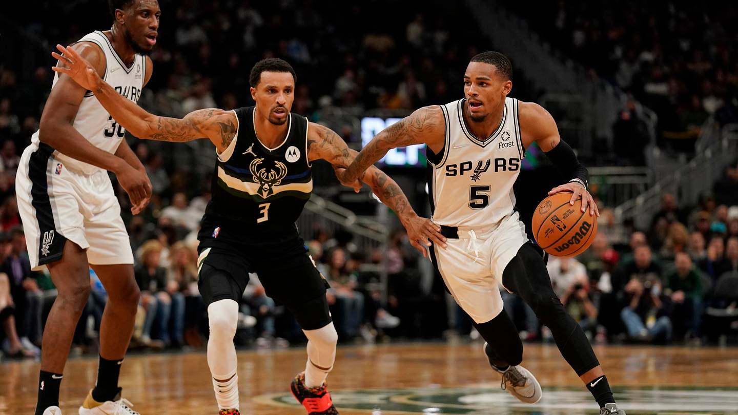 San Antonio Spurs: 1 Stud, 1 dud from victory in Milwaukee