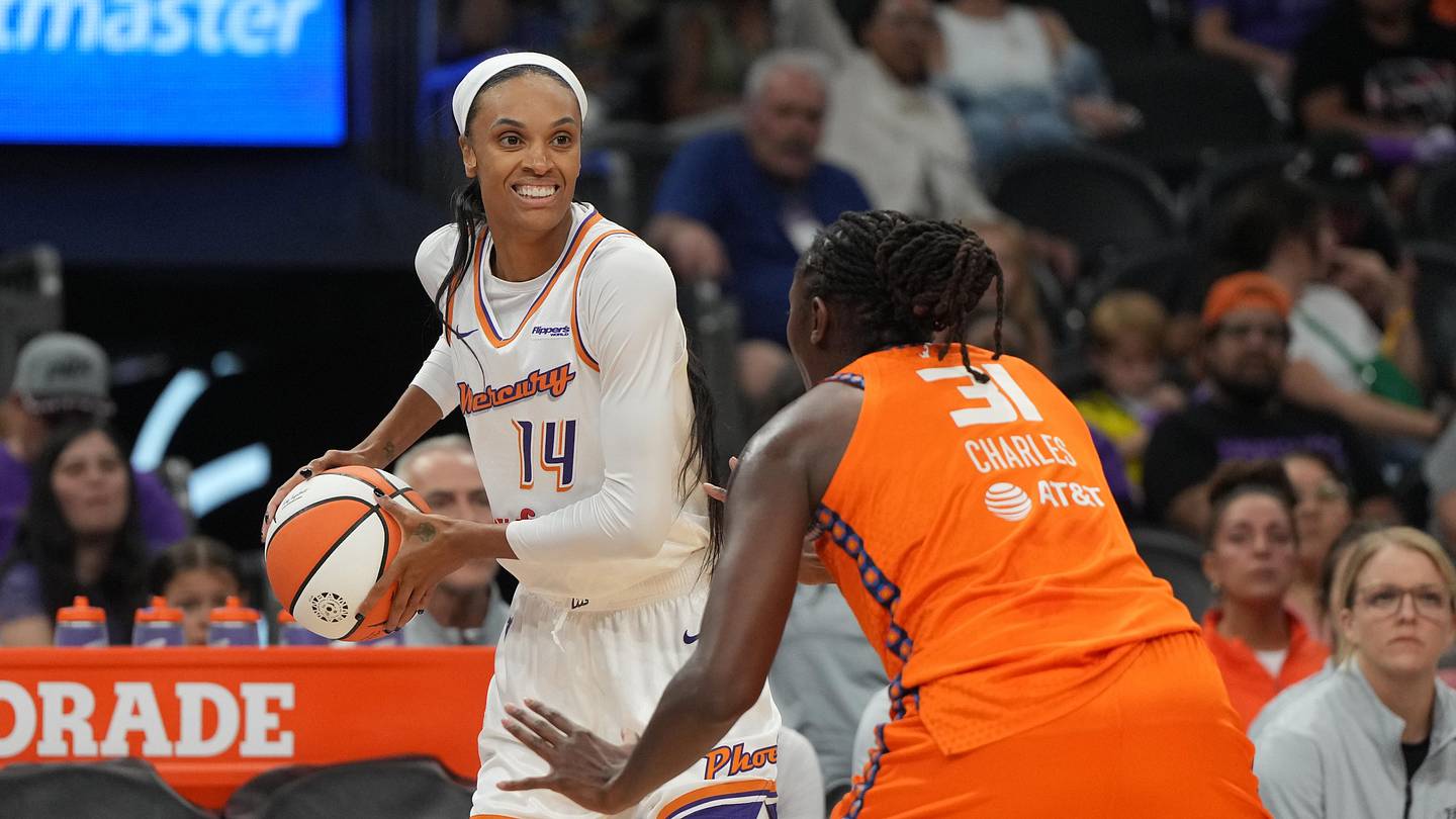How Phoenix's Players' Different Journeys Brought Them Together