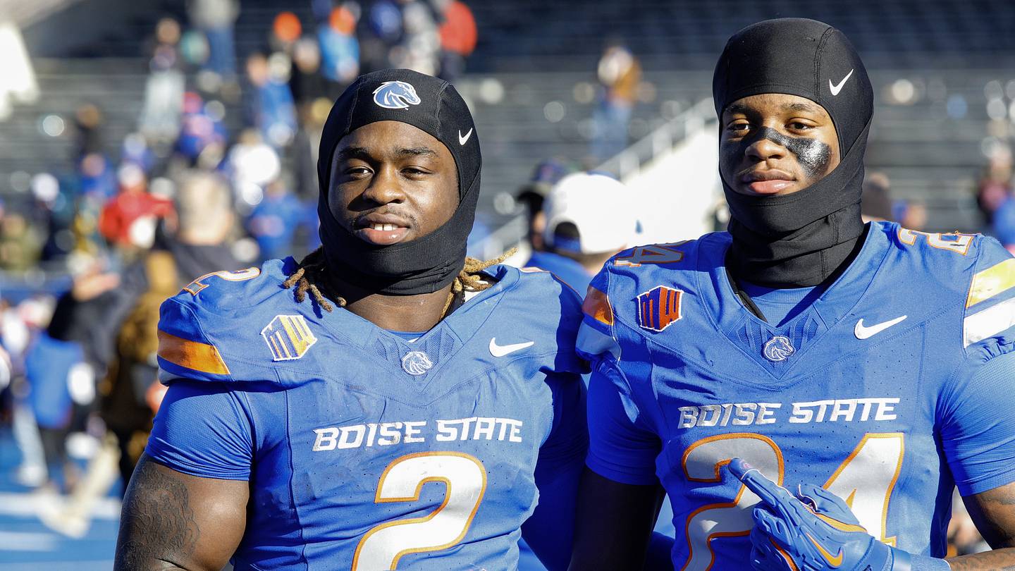 AP Poll top 25: Boise State climbs to No. 10 following Oregon State win