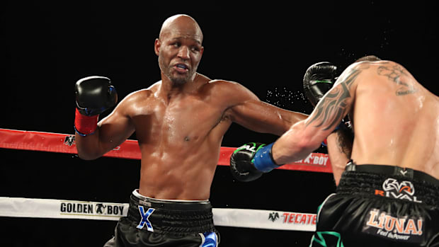 5 Oldest World Champion Boxers To Step Into the Ring