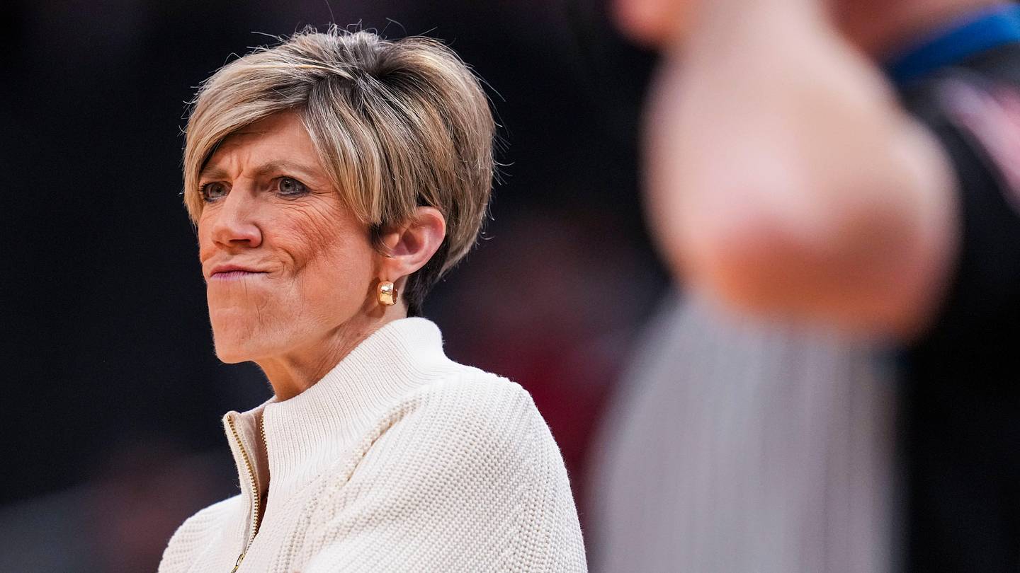 Iowa's Jan Jensen Explains Being 'Hot' About Referee No-Call During ...