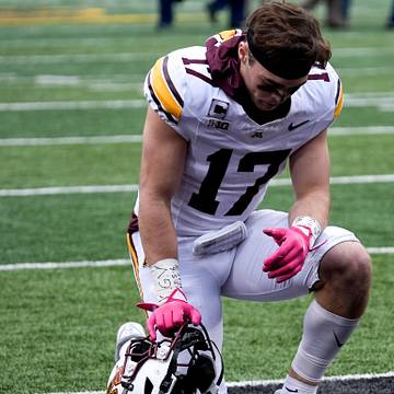 Gophers aim for another ranked win at home against reeling Illinois