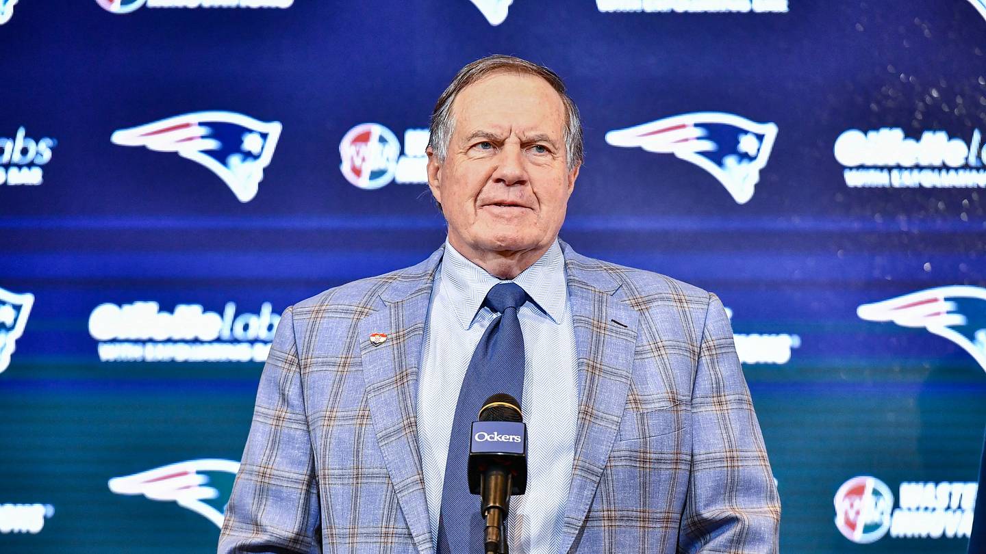 UNC football interviewed a Super Bowl winning coach for head coaching ...