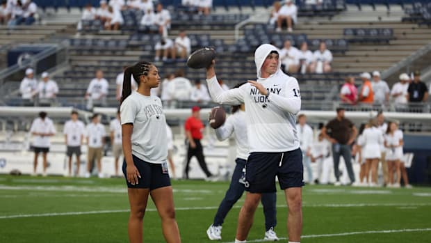 Oregon Ducks Defeat Penn State After Double Overtime Interception