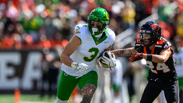 NFL's Next Travis Kelce? Meet Oregon Ducks Tight End Terrance Ferguson