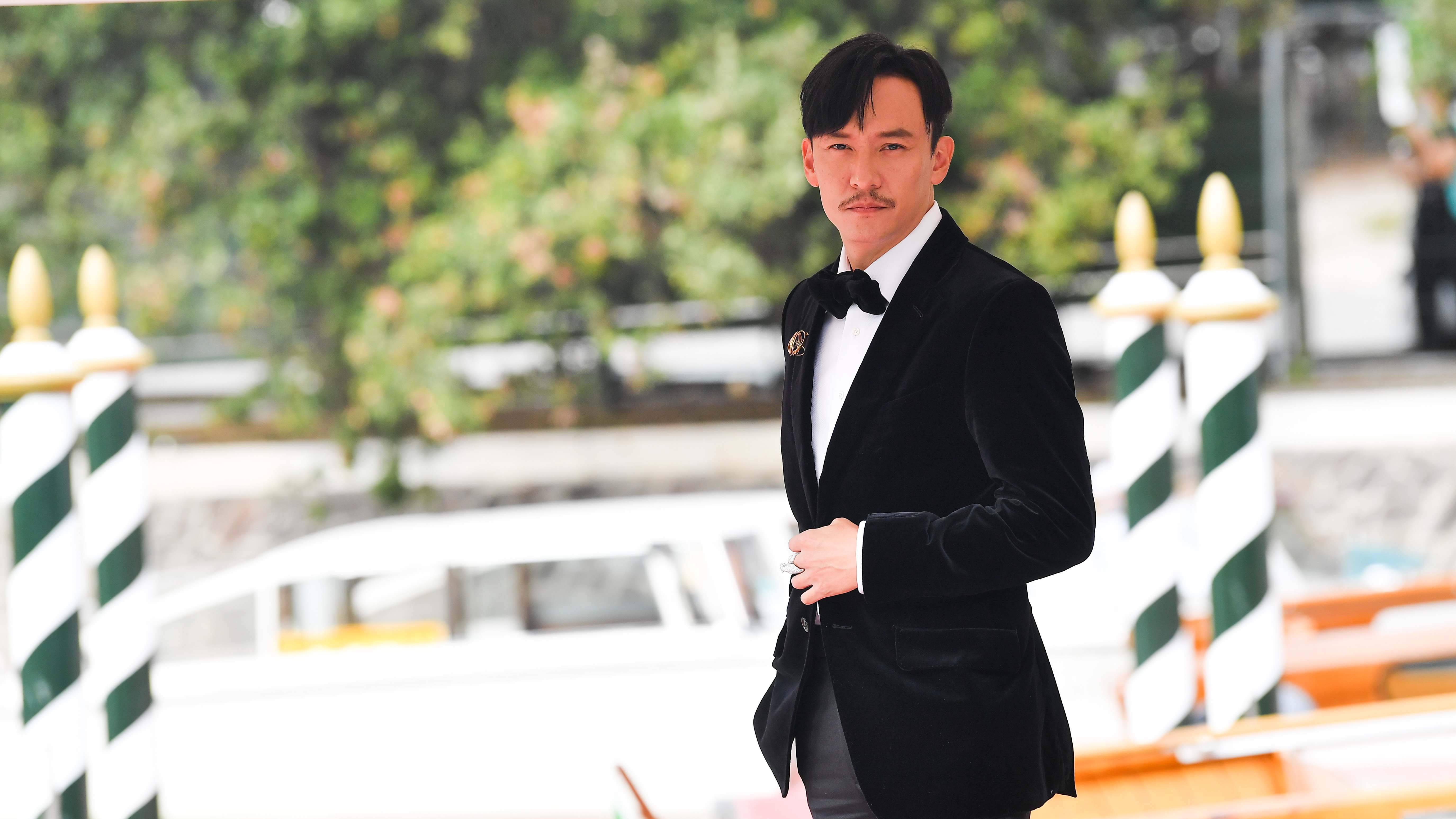 Netflix secret categories: roll the dice and win great prizes