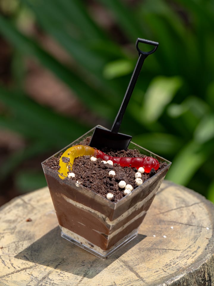 Universal Studios Selling Shrekzel, A Pretzel Shaped Like Shrek's Face