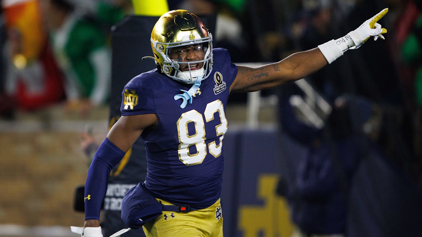 Report: UVA Football Hosting Notre Dame WR Transfer Jayden Thomas