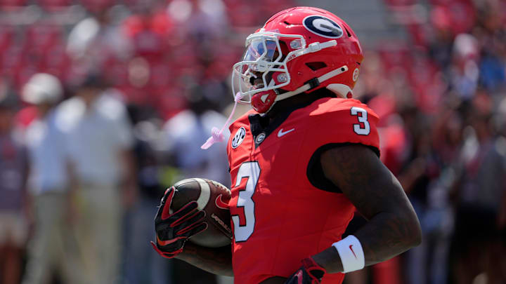 FINAL: Georgia Football Pushes Through Shaky Play to Beat Austin Peay